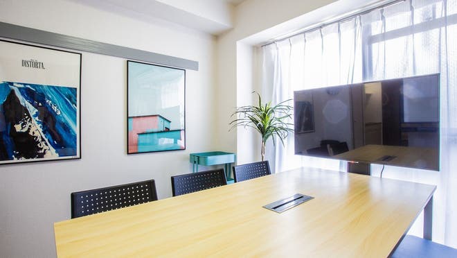 【阪急十三駅5分!10名利用可!】綺麗な室内!WiFi・大型モニター・ホワイトボード全て無料!ふれあい貸し会議室 十三Bの写真3