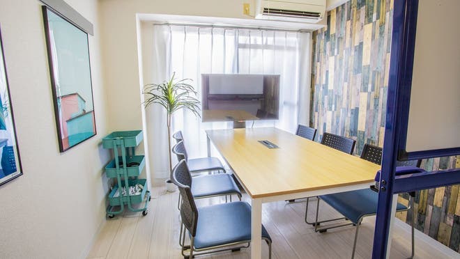 【阪急十三駅5分!10名利用可!】綺麗な室内!WiFi・大型モニター・ホワイトボード全て無料!ふれあい貸し会議室 十三Bの写真7