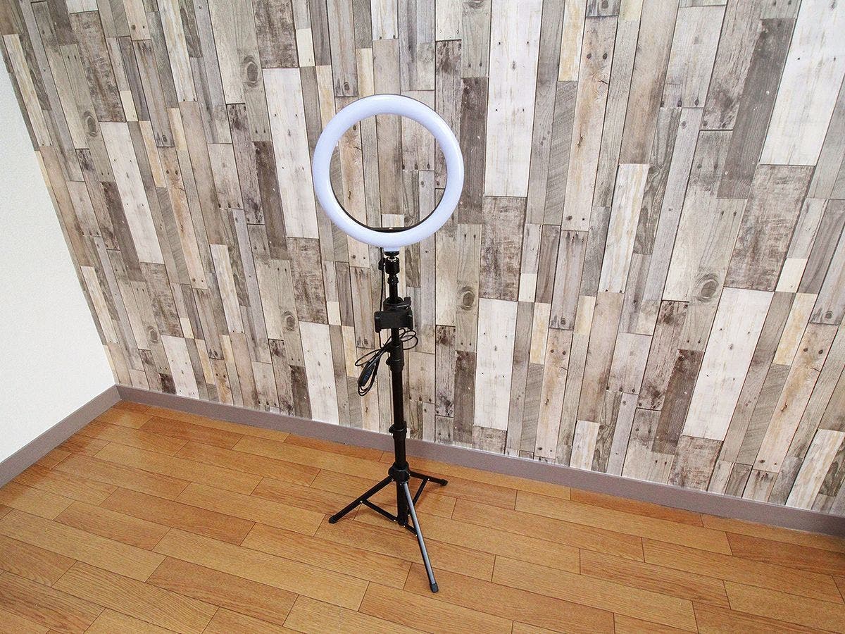 【横浜駅5分！8名利用可！】綺麗な室内！WiFi・プロジェクター・ホワイトボード全て無料！ふれあい貸し会議室 横浜Aの写真13