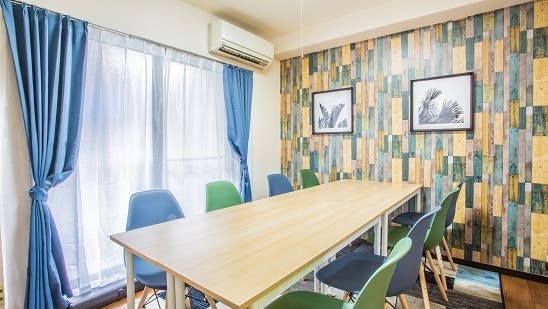 【FRIENDS Ⅺ】北千住駅徒歩1分!会議、撮影、ボードゲーム、などで利用可能!WIFI、プロジェクター等無料!光回線の写真1