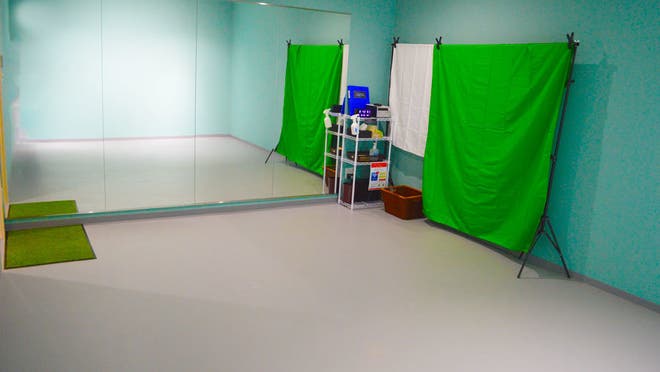 【踊ってみた/SNS映え祭壇撮影】少人数撮影特化型ダンススタジオ!ティファニーカラー背景に様々用途!駐車場完備(名古屋市中村区)の写真7