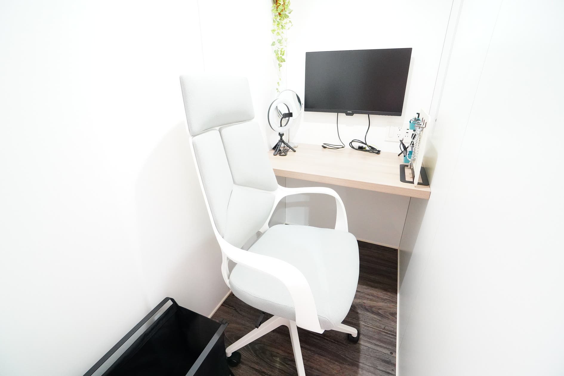 光回線導入＜Pao Work 北千住No.1＞完全個室⭐️WiFi/モニター/テレワーク/Web会議/面接の写真3