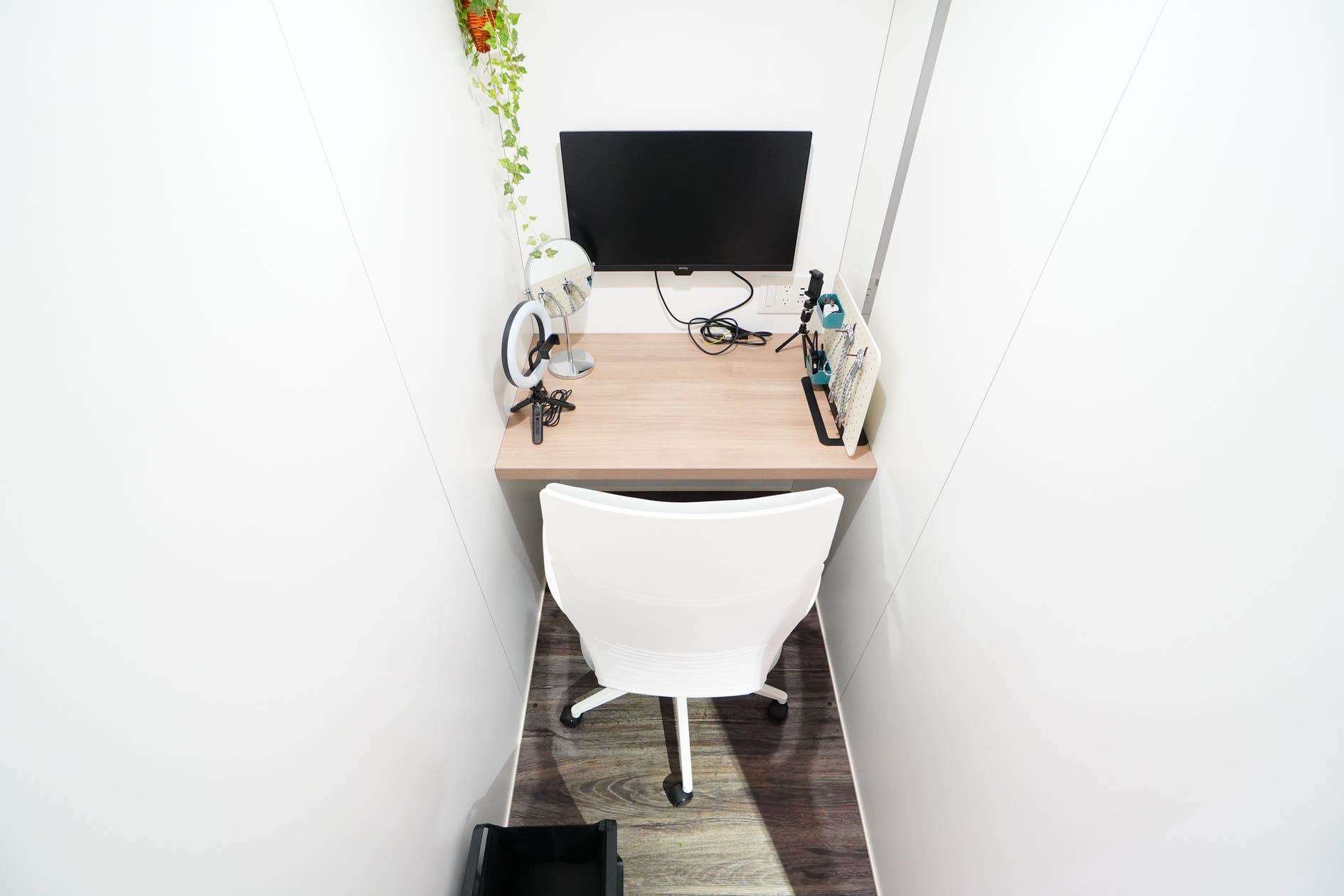 光回線導入＜Pao Work 北千住No.1＞完全個室⭐️WiFi/モニター/テレワーク/Web会議/面接の写真8