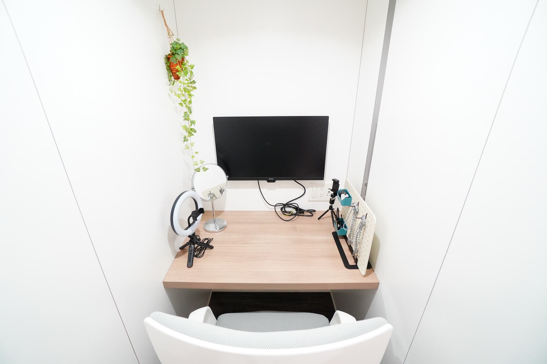 光回線導入＜Pao Work 北千住No.2＞完全個室⭐️WiFi/モニター/テレワーク/Web会議/面接の写真5