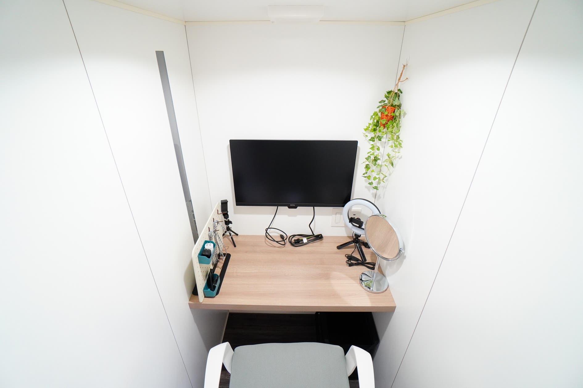 光回線導入＜Pao Work 北千住No.6＞完全個室⭐️WiFi/モニター/テレワーク/Web会議/面接の写真5