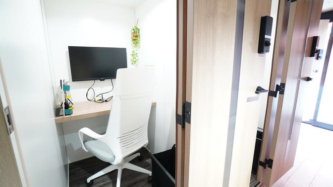 光回線導入<Pao Work 北千住No.7>完全個室⭐️WiFi/モニター/テレワーク/Web会議/面接の写真14