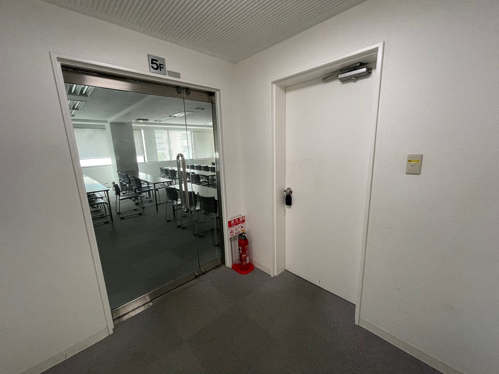 5F【半蔵門駅1分】貸会議室/プロジェクター/マイクの写真8