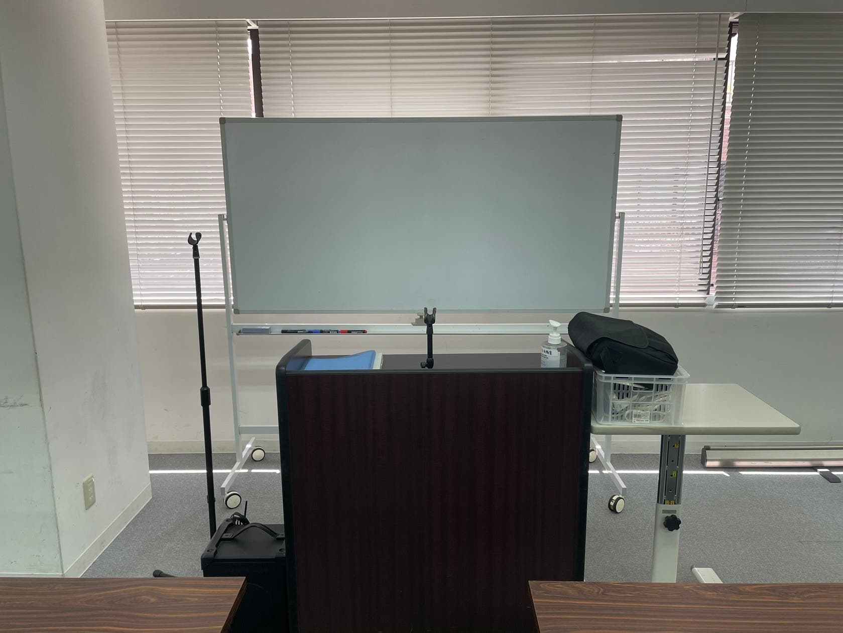 5F【半蔵門駅1分】貸会議室/プロジェクター/マイクの写真12