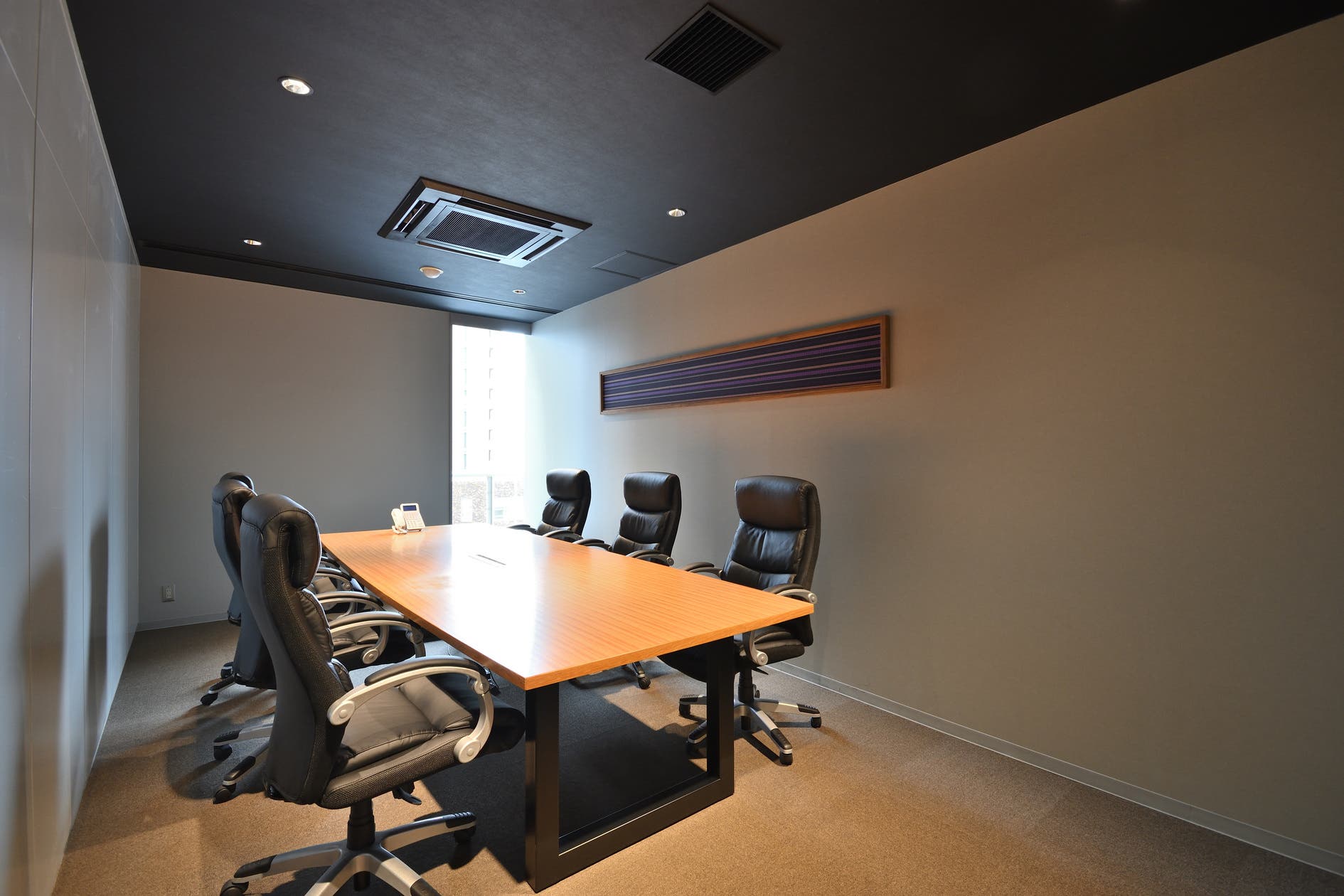 博多駅徒歩4分/快適ハイグレード会議室/Wi-Fi無料の写真2