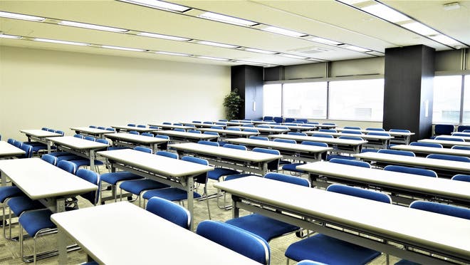 【八王子】レイアウト自由!90名収容の大会議室!の写真5