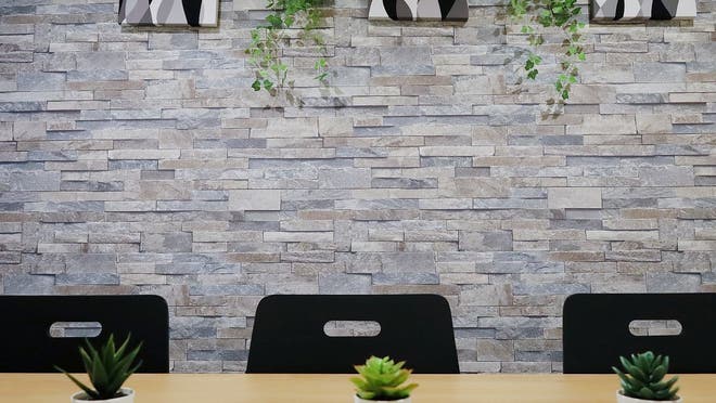 【赤羽駅徒歩圏内!8名利用可!】綺麗な室内!WiFi・プロジェクター・ホワイトボード全て無料!ふれあい貸し会議室 赤羽Bの写真3