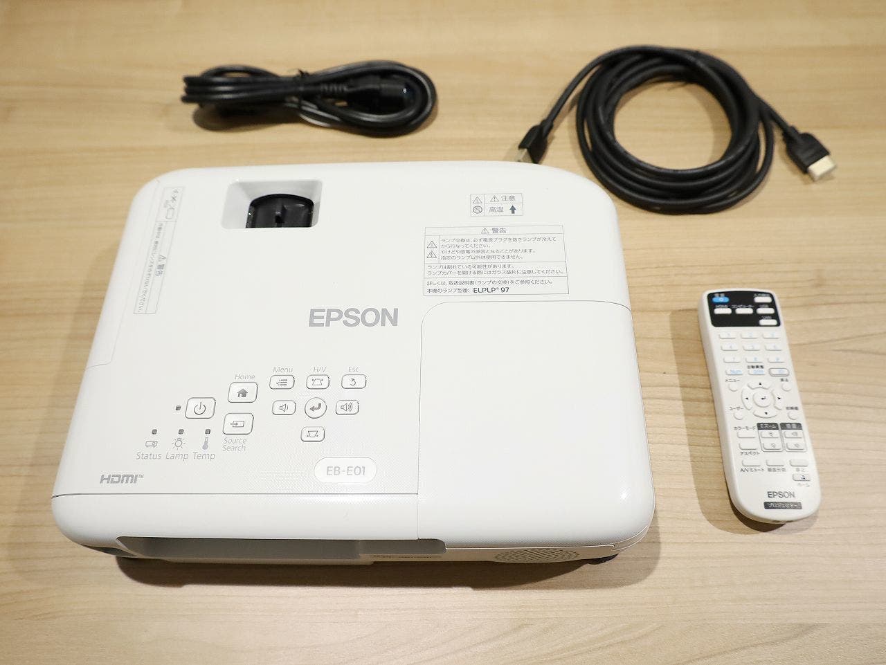 【赤羽駅徒歩圏内！8名利用可！】綺麗な室内！WiFi・プロジェクター・ホワイトボード全て無料！ふれあい貸し会議室 赤羽Bの写真12