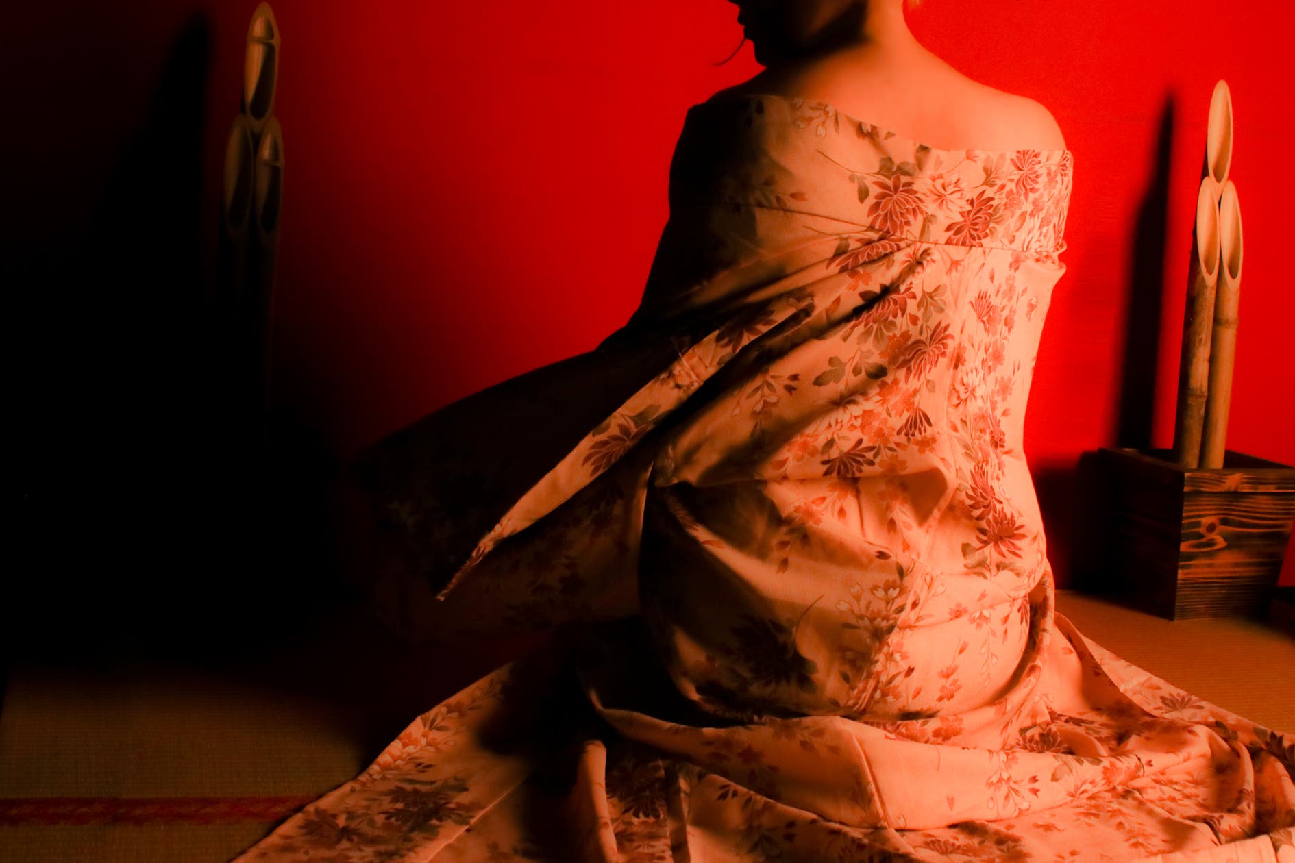 【ココスタジオ日本橋】黒の撮影ルーム📸 換気・定期消毒✨無料WiFi✨コスプレ撮影👚✨の写真23