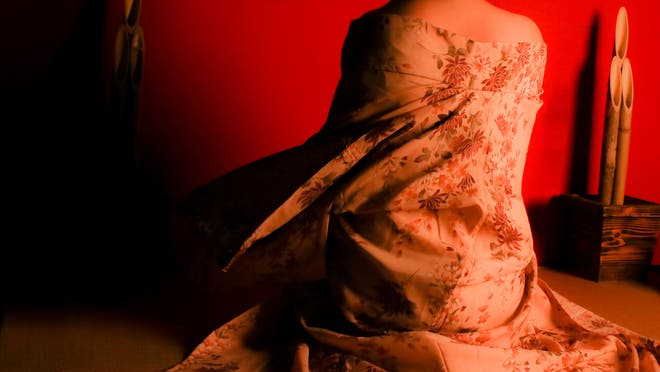 【ココスタジオ日本橋】黒の撮影ルーム📸 換気・定期消毒✨無料WiFi✨コスプレ撮影👚✨の写真23