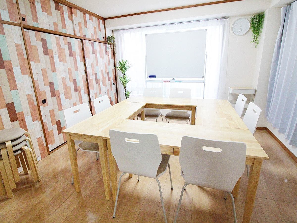 【下北沢駅2分！12名利用可！】綺麗な室内！WiFi・ホワイトボード全て無料！コモンズ会議室 下北沢の写真5