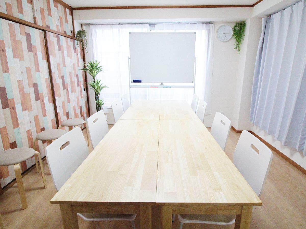 【下北沢駅2分！12名利用可！】綺麗な室内！WiFi・ホワイトボード全て無料！コモンズ会議室 下北沢の写真6