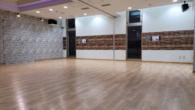 和泉和気店 B&Cルーム 当日予約OK!24時間利用可能! 自主練はもちろん、習い事や教室の開催にぴったりのスタジオ!! の写真4