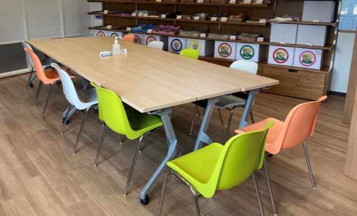 【座間駅目の前】Wi-Fi完備　会議やテレワーク、イベントに最適！　最大12名利用可　レンタルスペース「ざまのま」の写真1