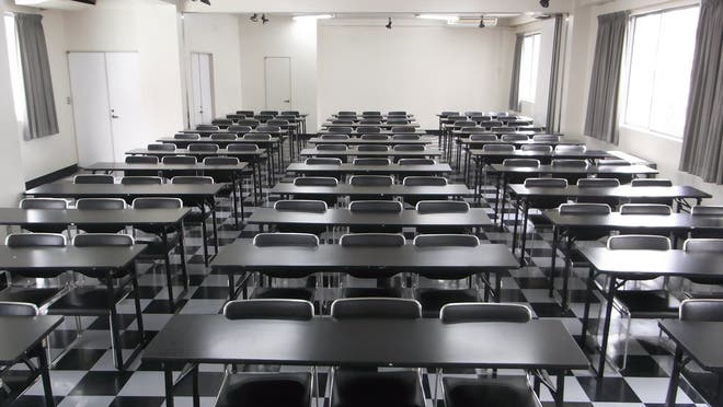 【蔵前】蔵前駅すぐ!デザイン性の高い貸ホール(4F 全ホール 100名)の写真1