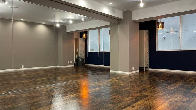 『北越谷西口徒歩1分の好立地』『完全個室スタジオ』『ちょっとお洒落な室内空間』是非ご利用ください。の写真2