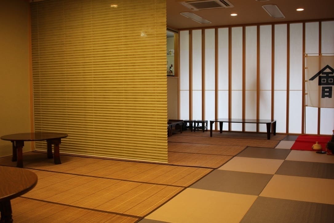 御茶ノ水駅からすぐ！外国の方にも喜ばれる茶室、バーカウンター付き畳敷きの和風空間の写真15