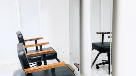 【原宿駅徒歩3分】竹下通り至近!自分だけのヘアメイクサロンを実現! Youtube撮影OK! ロケ撮影控え室に!面貸しの写真11