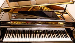 Bスタジオ:1,200円(/1h)でグランドピアノが弾ける4帖。音楽機材も無料。御茶ノ水駅から徒歩7分。の写真3