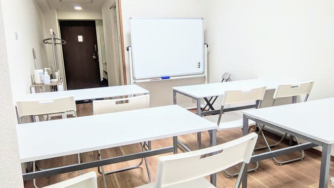 【Wi-Fi無料】新大阪駅から徒歩10秒の貸し会議室の写真5