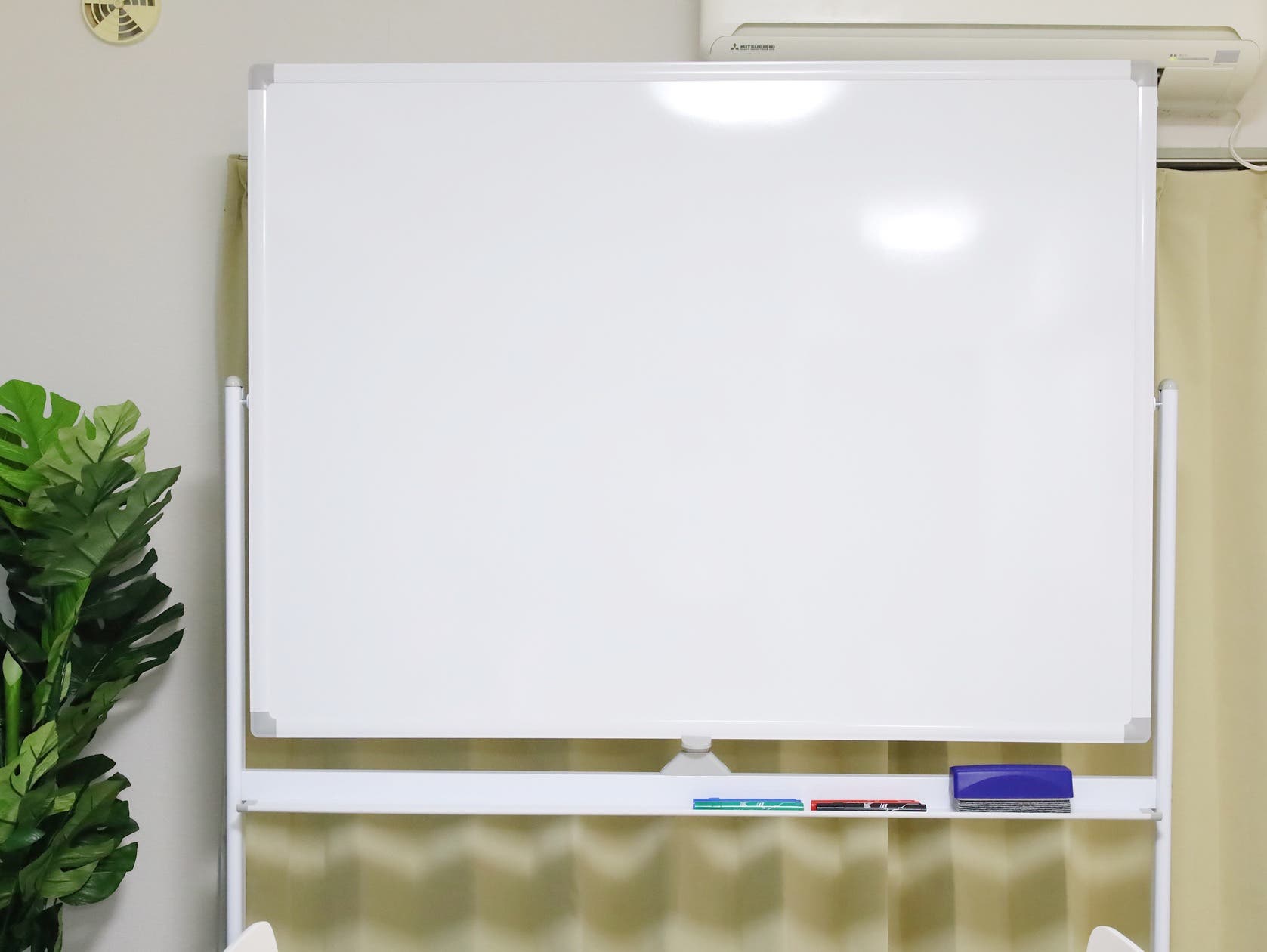 【FRIENDS Ⅻ】恵比寿駅徒歩１分！会議、撮影、ボードゲーム、などで利用可能！WIFI、プロジェクター等無料！光回線の写真10