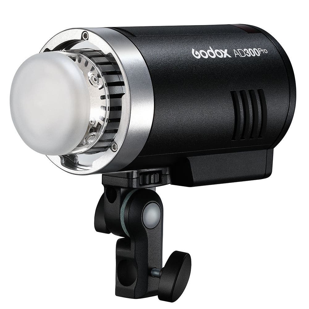 モノブロックストロボGODOX ad300pro2台＋ドーム型ソフトボックス、アンブレラ＋ホットシュー用トリガーX-PRO2の画像1