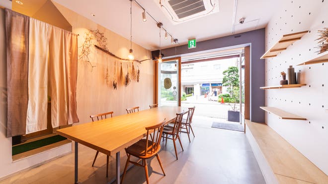 元カフェレストランを貸し切り!! 撮影、打合せスペース、キッチン使用など可能!の写真2