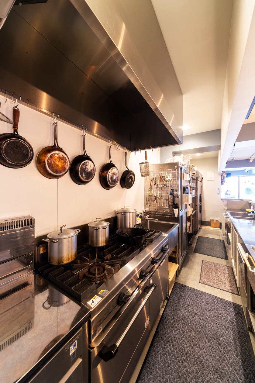 元カフェレストランを貸し切り!! 撮影、打合せスペース、キッチン使用など可能！の写真9