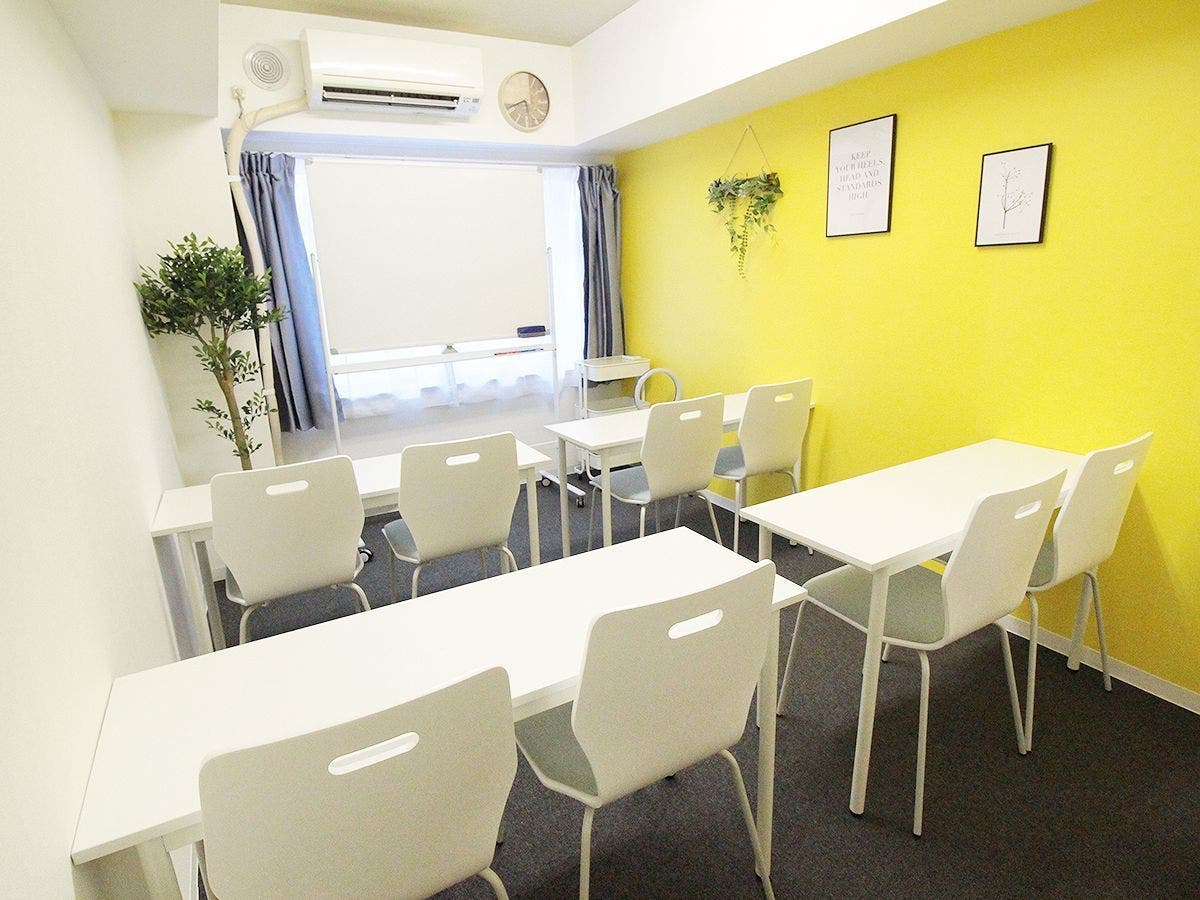 【茅場町駅/日本橋駅3分！10名利用可】WiFi・プロジェクター・ホワイトボード全て無料！土足可！ふれあい貸し会議室 日本橋Aの写真3