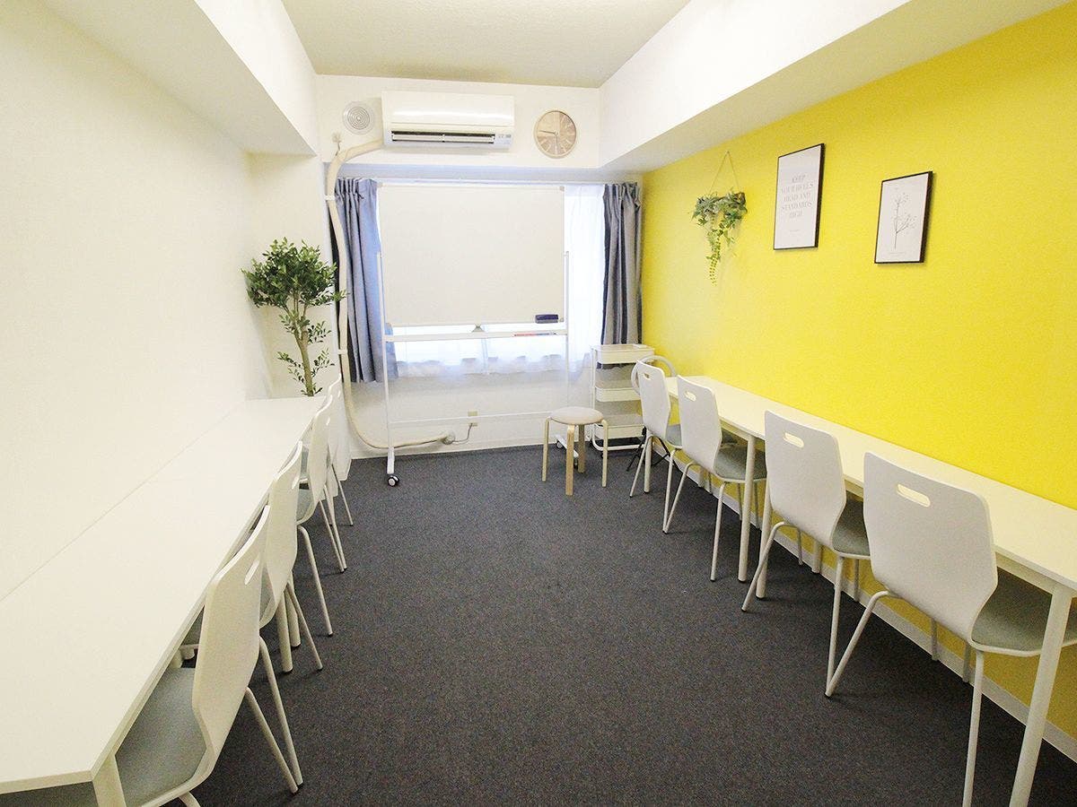 【茅場町駅/日本橋駅3分！10名利用可】WiFi・プロジェクター・ホワイトボード全て無料！土足可！ふれあい貸し会議室 日本橋Aの写真4