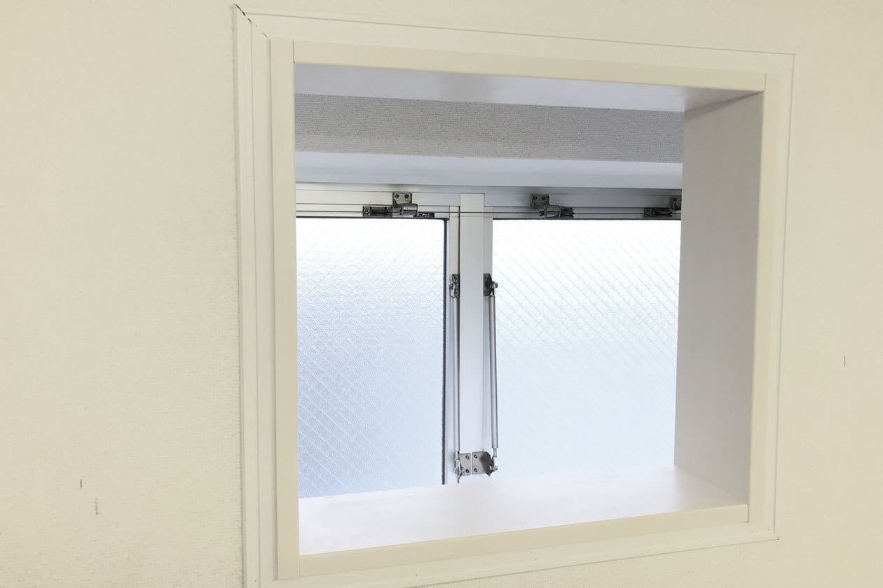 第四会議室 3名掛け最大24席【高崎駅徒歩7分 販売利用OK】プロジェクター|スクリーン|ホワイトボード|Wi-Fi|無料の写真5