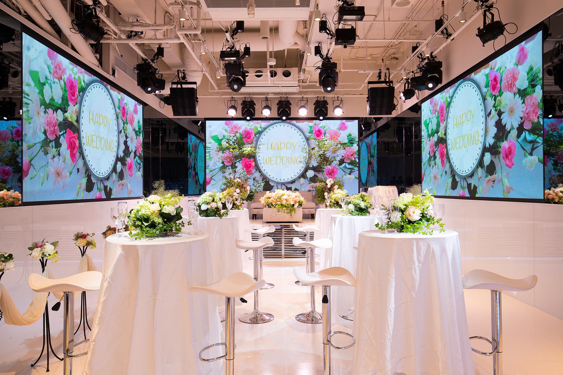 【渋谷駅 徒歩3分】高精細200インチLEDディスプレイ3面 最大200名収容イベントスペース！設備充実◎の写真7