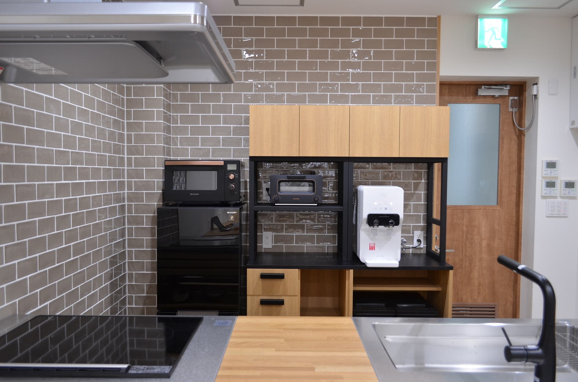 【キッチン付き路面オープンスペース！飲食・飲酒OK！】メトロ中津駅徒歩1分/イベント(ボドゲ会・マルシェ)・セミナー・交流会の写真6