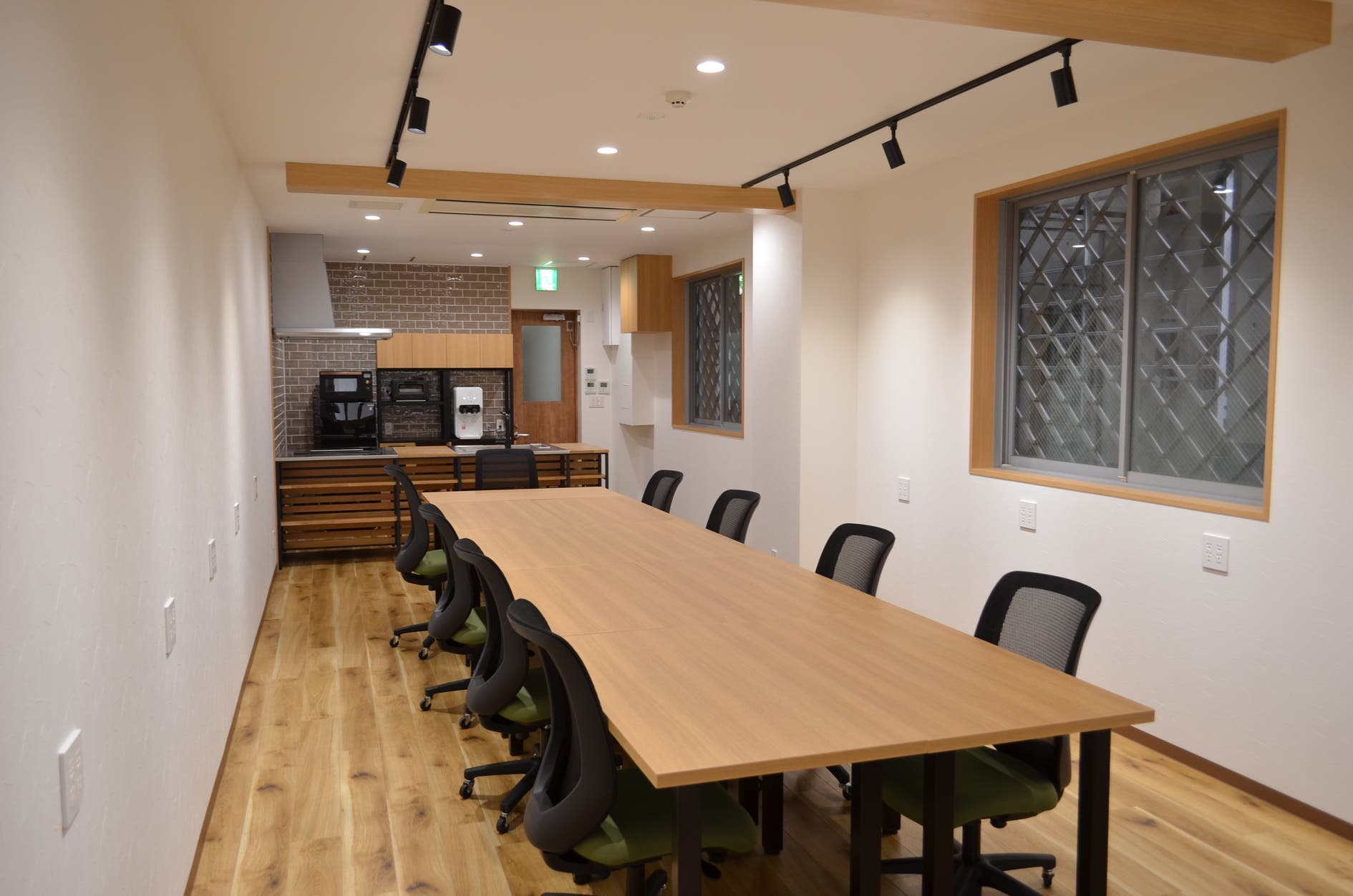 【キッチン付き路面オープンスペース！飲食・飲酒OK！】メトロ中津駅徒歩1分/イベント(ボドゲ会・マルシェ)・セミナー・交流会の写真12