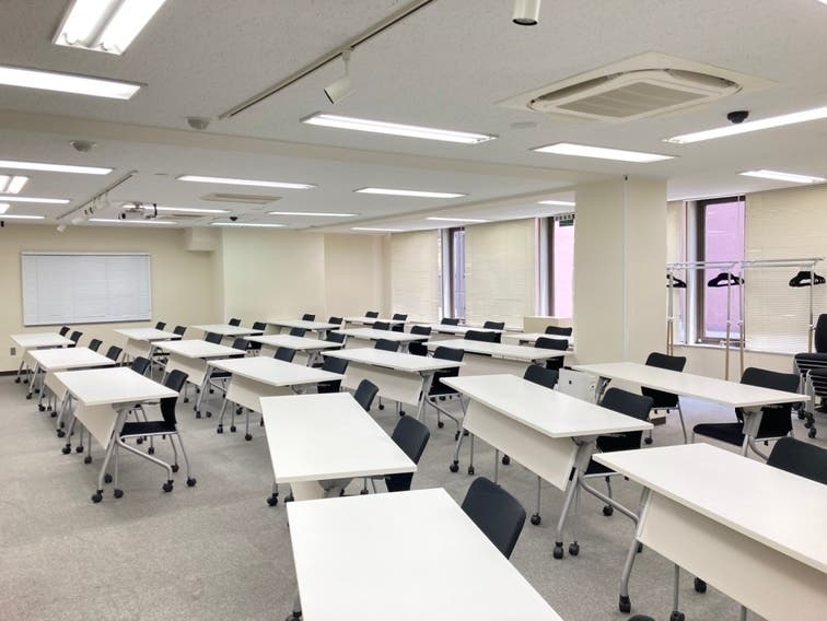 【東銀座1分・銀座5分】ビジネスやセミナー利用に最適な全15室✨プロジェクター完備✨G401｜研修・試験・講演会・懇親会にの写真4