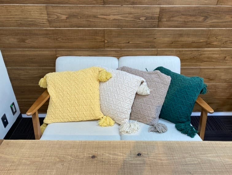 【東銀座駅1分・銀座駅5分】最大収容人数12名のおしゃれなカフェ風会議室✨プロジェクター完備✨研修・面接・商談・勉強会にの写真11