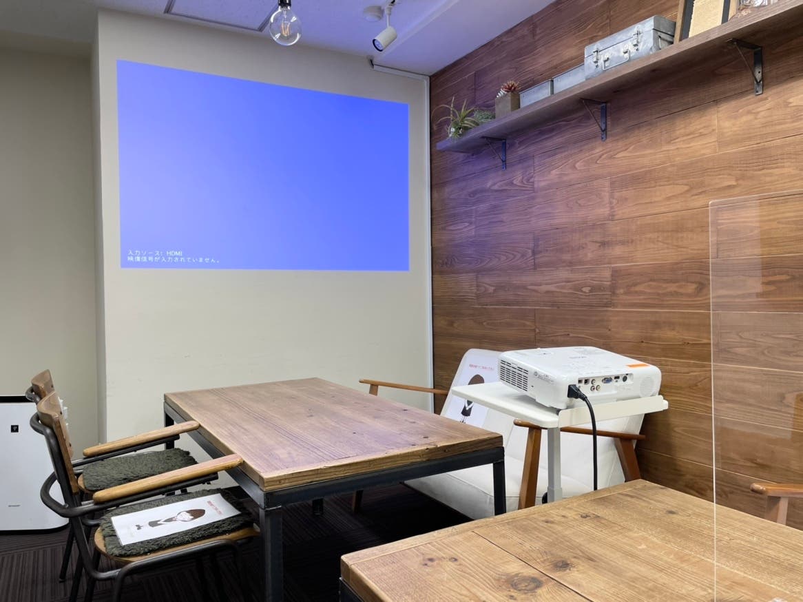 【東銀座駅1分・銀座駅5分】最大収容人数12名のおしゃれなカフェ風会議室✨プロジェクター完備✨研修・面接・商談・勉強会にの写真5