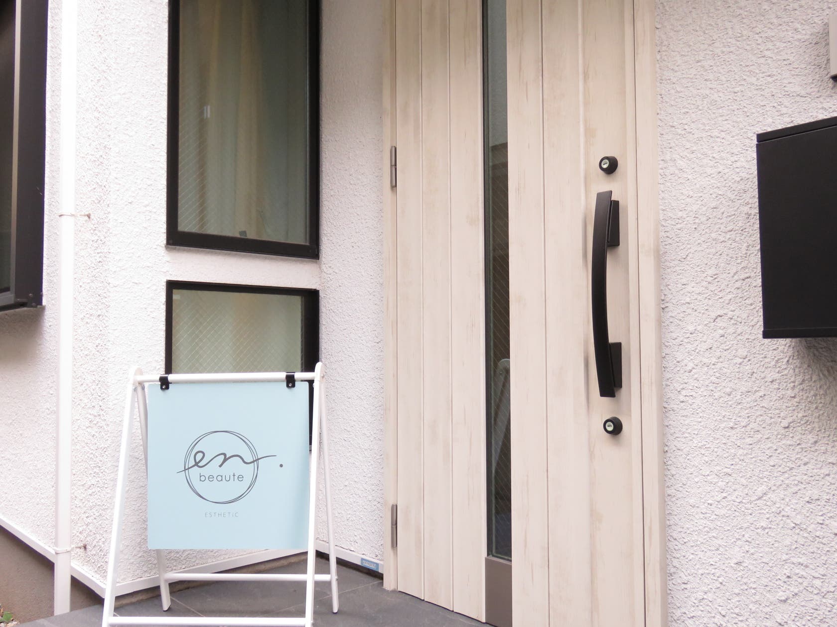 新築一軒家レンタルエステスペース、東急東横線都立大学駅徒歩3分、完全個室の写真9