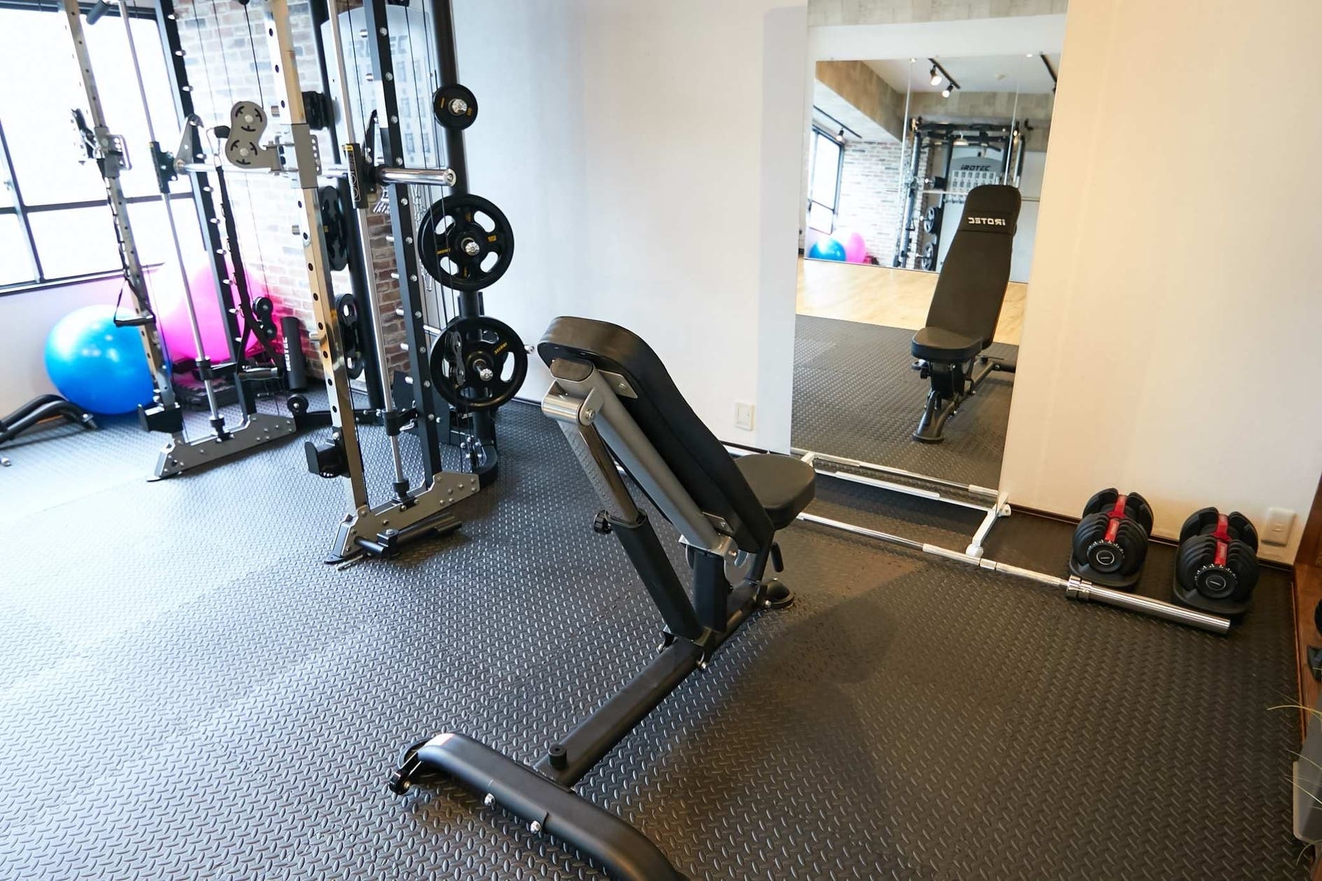 【西中島南方駅徒歩1分NEWオープン】貸切型個室レンタルジム～パーソナル、ヨガ、ダンスOK！の写真11