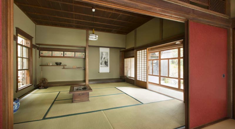 呉服屋の奥座敷を鎌倉へ移築。静かな谷戸で130年の時を慈しむ。
