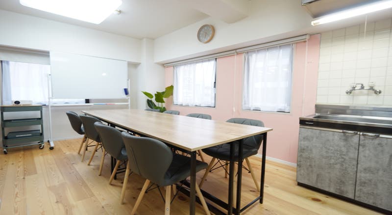 【マイスぺ２４元町スペース】NEW 貸会議室12名★JR神戸線元町駅３分★WiFi・プロジェクター無料