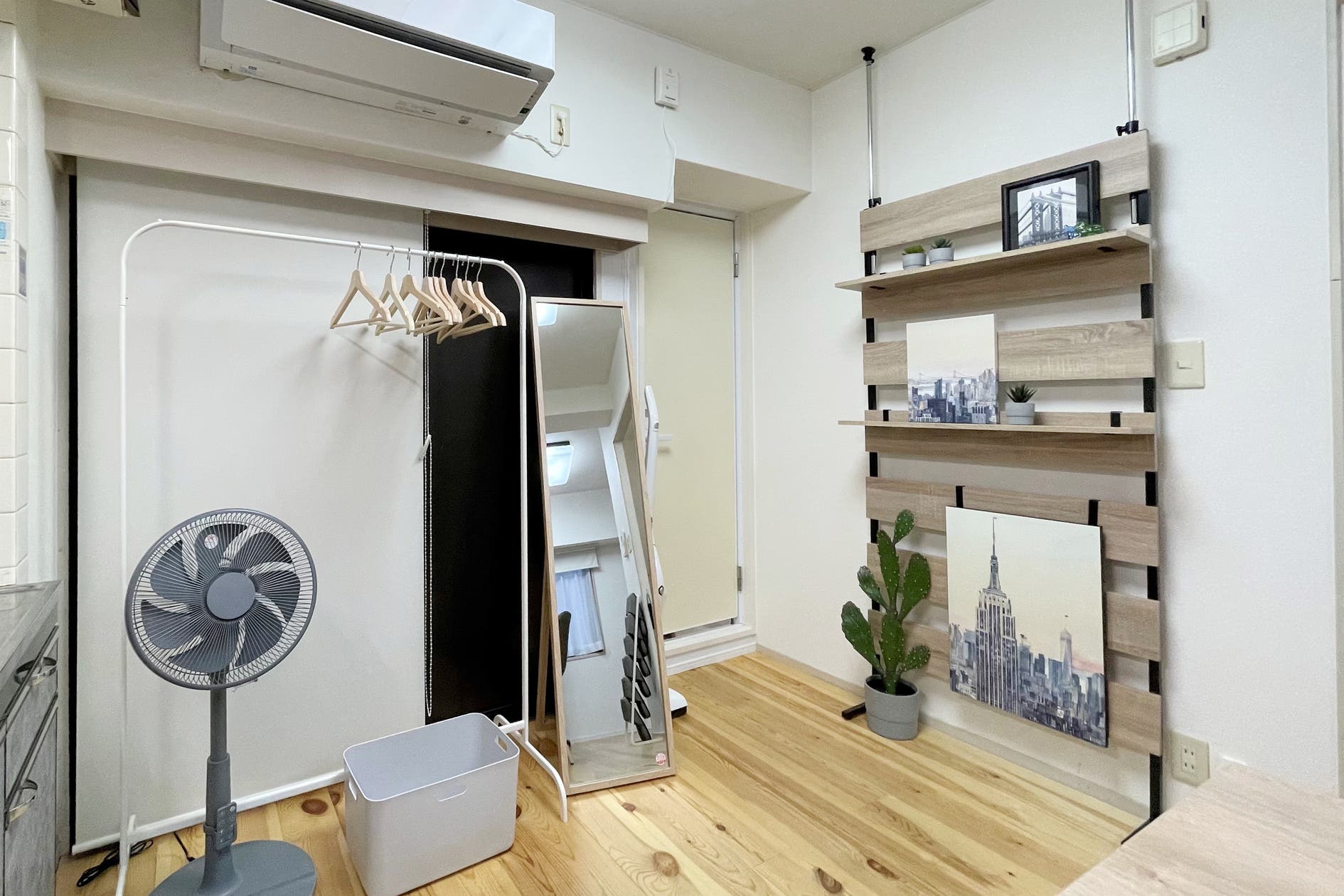 【マイスぺ２４元町スペース】NEW 貸会議室12名★JR神戸線元町駅３分★WiFi・プロジェクター無料の写真11