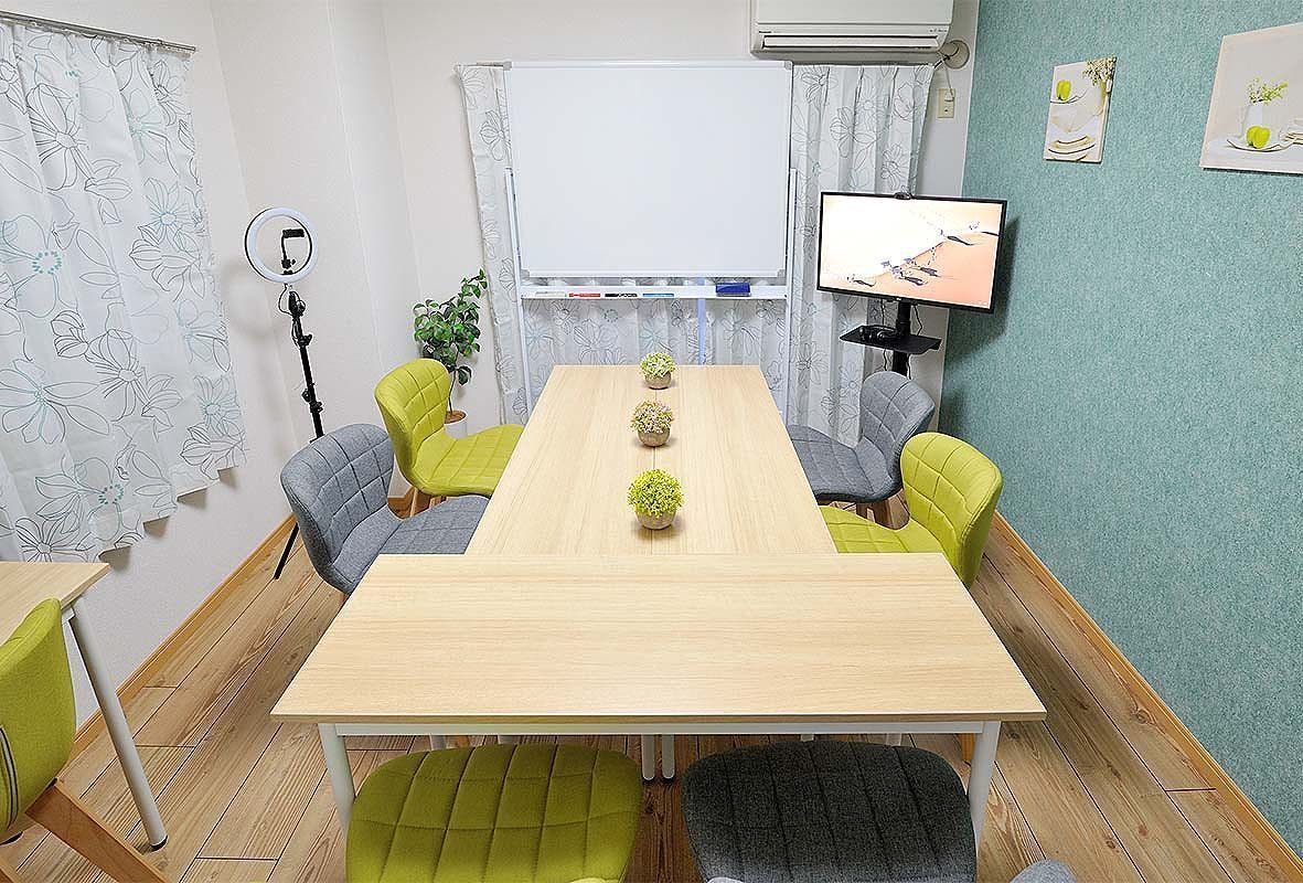 【相模大野駅3分！8名利用可】綺麗な室内！WiFi・大型モニター・ホワイトボード全て無料！ふれあい貸し会議室 相模大野A-セイの写真6