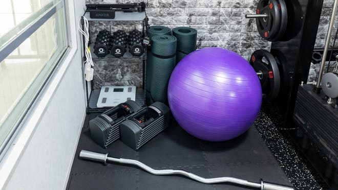 【新大阪駅徒歩5分】新大阪地域最安値!当日予約可能の個室レンタルプライベートジム!全面鏡張!パーソナルにピッタリ!の写真4