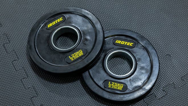 【新大阪駅徒歩5分】新大阪地域最安値!当日予約可能の個室レンタルプライベートジム!全面鏡張!パーソナルにピッタリ!の写真6