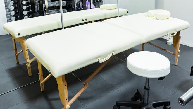 【新大阪駅徒歩5分】新大阪地域最安値!当日予約可能の個室レンタルプライベートジム!全面鏡張!パーソナルにピッタリ!の写真7